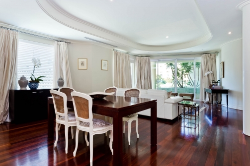 Executive apartment in one of the most iconic buildings on Mount Street ...
